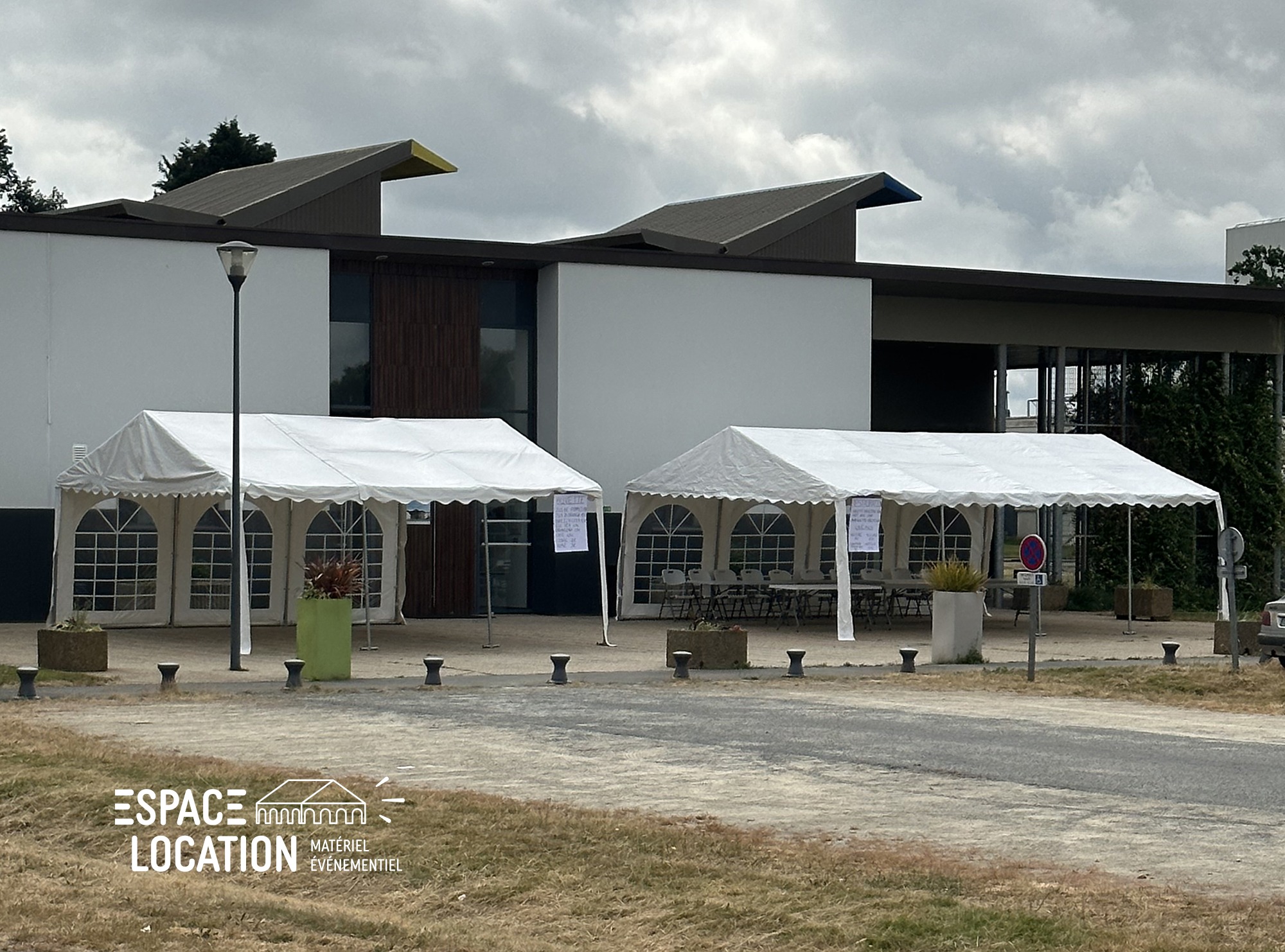 Location de barnums chapiteaux mobilier réceptions